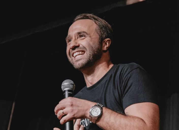 Local Comedian Kevin Naudi Brings Glory Days to Sliema - Oh My Malta